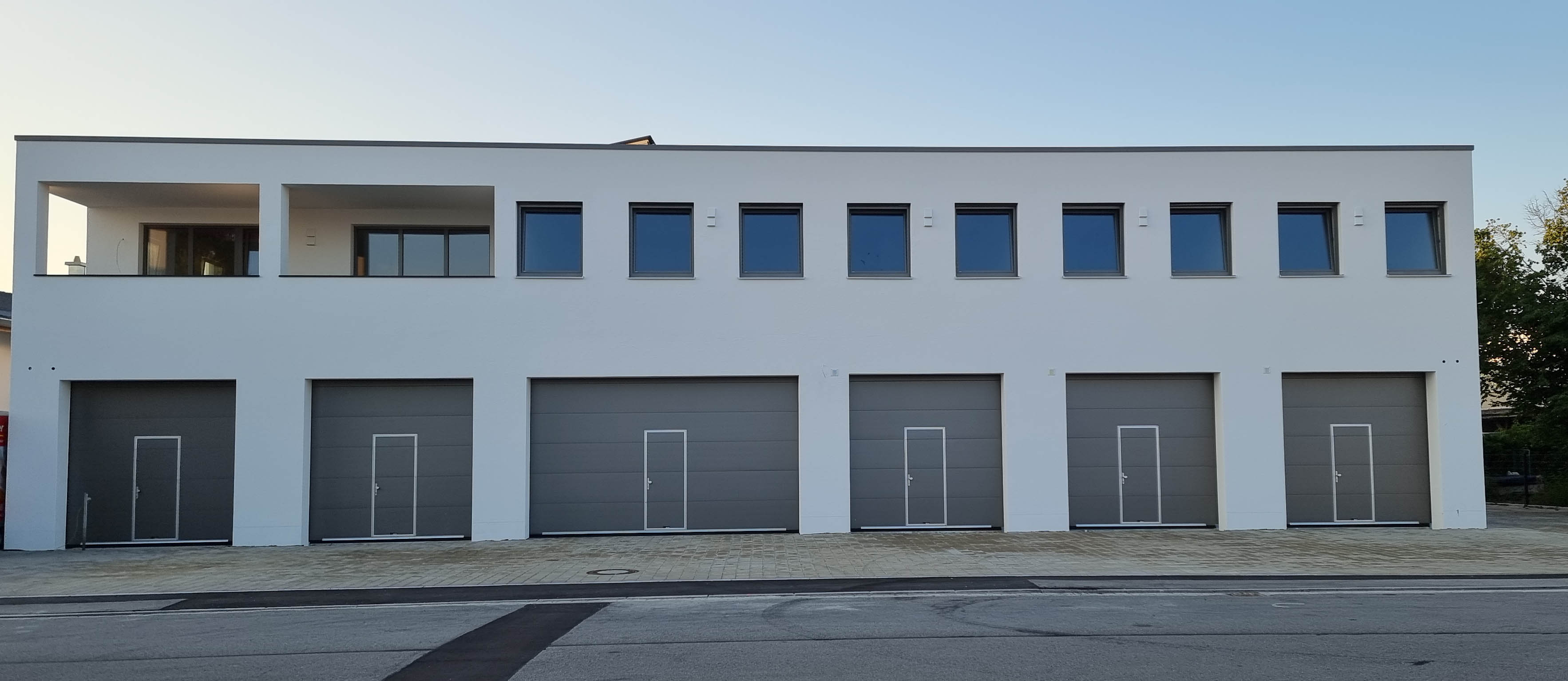 Hochwertige Reinigungsmittel | Schmiermittel | Autopflegeprodukte ...